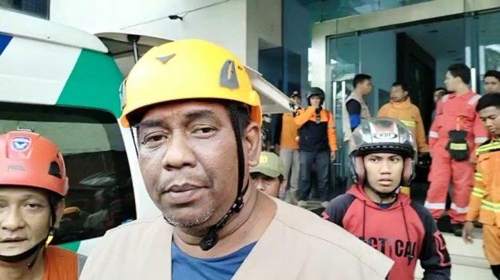 Asap Berasal dari Lantai 7 Hotel Whiz Prime Balikpapan, Petugas Tak ...