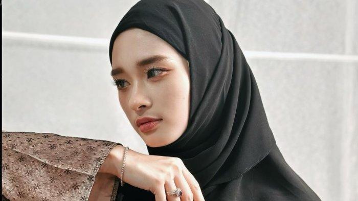 Inara Rusli Ditawari Uang oleh Putra Siregar agar Kembali Bercadar ...