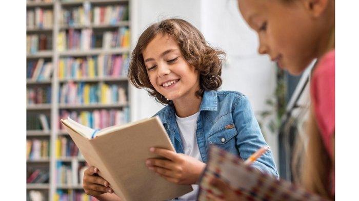 5 Cara yang Bisa Dilakukan Agar Mata Tidak Mudah Lelah Saat Membaca ...