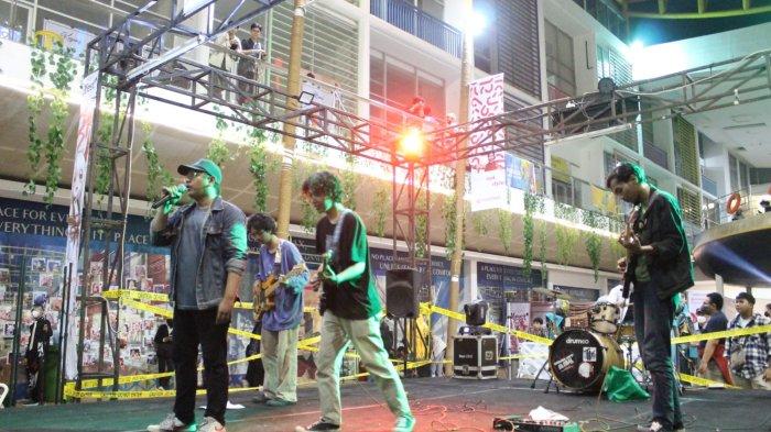 Pelatar Band, Grup Musik Pendatang Baru Berkonsep Teaterical di ...