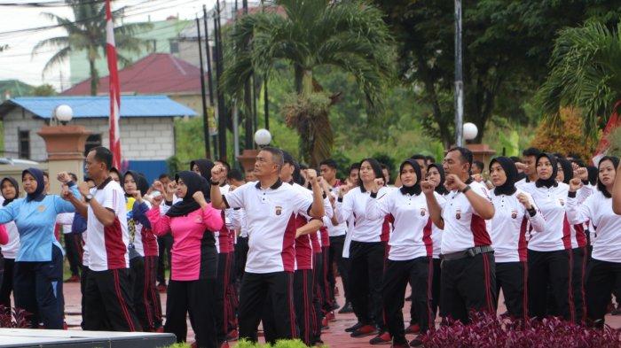 Sambut Hari Jadi ke-75 Polwan, Polda Kaltim Gelar Olahraga Bersama, Libatkan Personel TNI Wanita ...