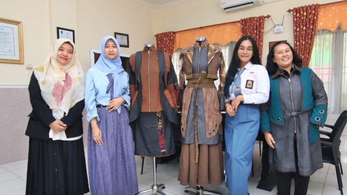Titin Setyorini, Sosok di Balik Kesuksesan Siswi SMKN 4 Balikpapan Pameran di Front Row Paris ...
