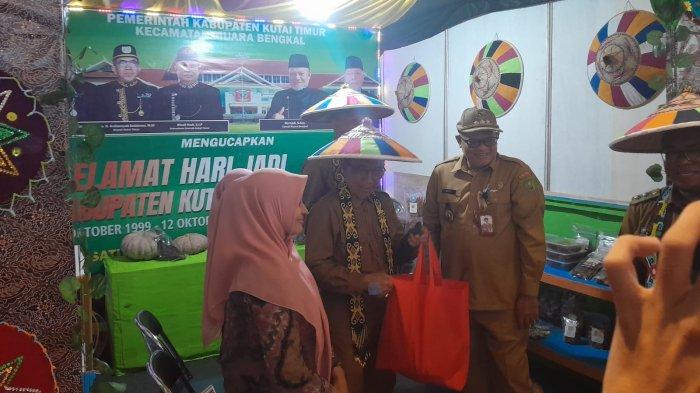 Kecamatan Muara Bengkal Suguhkan Khas Ikan Asin Air Tawar di Kutim Expo ... Kecamatan Muara Bengkal Suguhkan Khas Ikan Asin Air Tawar di Kutim Expo ...