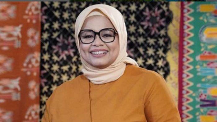 Biodata dan Foto-foto Fery Farhati, Istri Capres 2024 Pendamping Anies ...