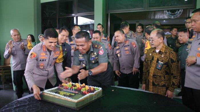 HUT Ke- 43 Korem 091/ASN, Danrem Minta TNI Netral di Pemilu ...