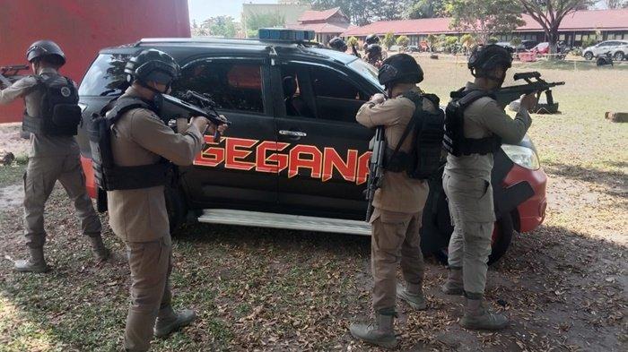 Persiapan Amankan Pemilu 2024, Satgas Tindak Brimob Antiteror Polda Kaltim Jalani Latihan ...