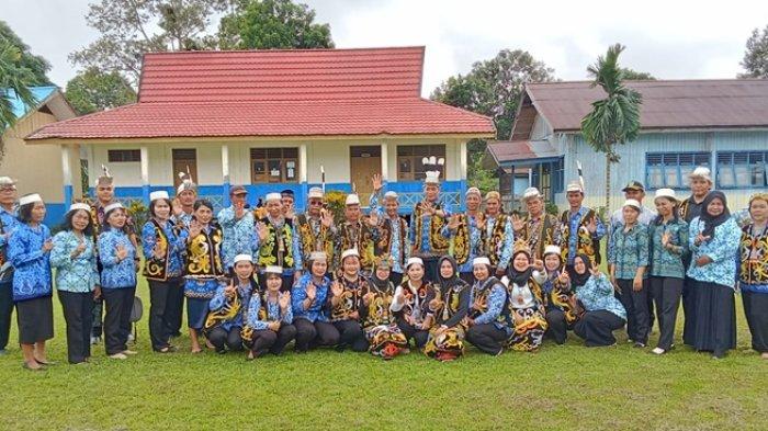 Upaya SMPN 02 Muara Ancalong Kutai Timur Apresiasi Guru Honorer ...