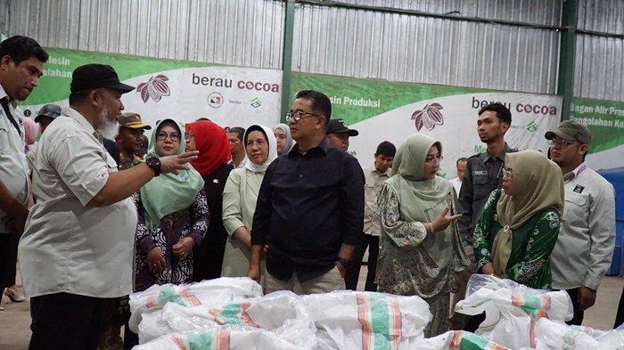 Kunker Pj Gubernur Kaltim ke Berau Cocoa, Program PPM PT Berau Coal Diapresiasi - Tribunkaltim.co