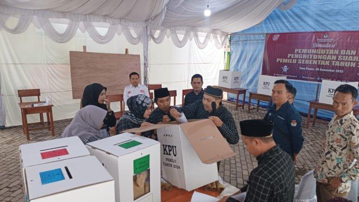 Ukur Kinerja KPPS, KPU Paser Gelar Simulasi Pemungutan dan Perhitungan Suara Pemilu 2024 ...
