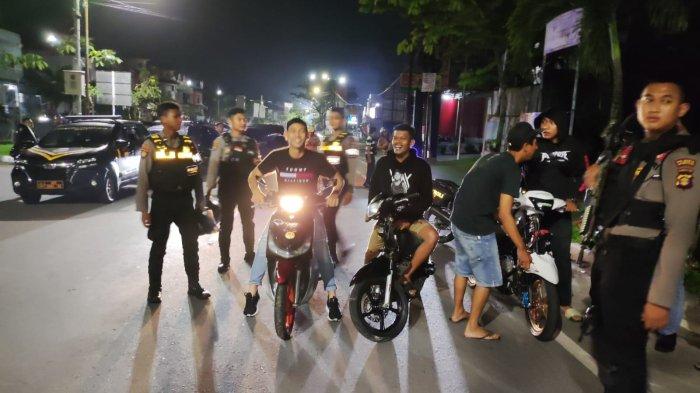 Polisi Bubarkan Balapan Liar di Pasar Segar Balikpapan, Satu Joki dan 3 Motor Diamankan ...