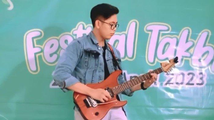 Kisah Inspiratif Andhika Achmadani, dari Penggiling Bumbu hingga Jadi PNS dengan Bakat Bermusik ...