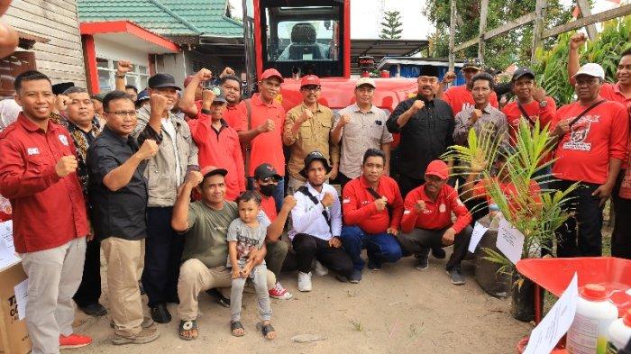 Bupati Edi Damansyah Kunjungi Petani di Anggana Kutai Kartanegara ...