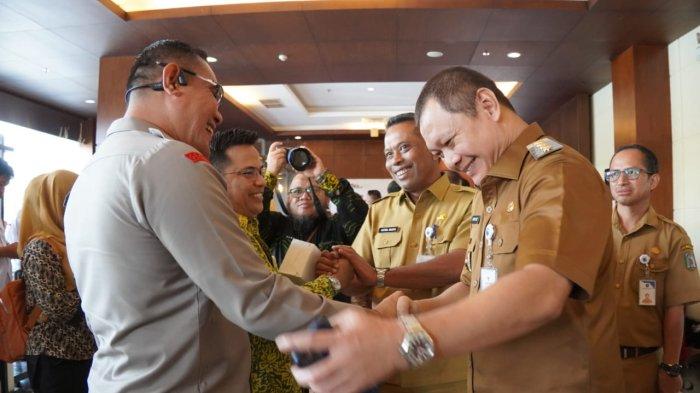 Bupati Fahmi Tanda Tangani NPHD Pengamanan Pemilu dan Pilkada dengan Kapolres Paser ...