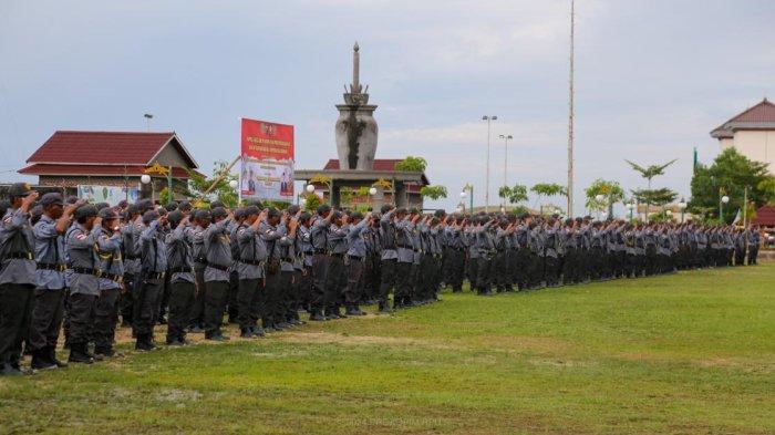 1.084 Personel Linmas Bantu TNI-Polri Amankan Pemilu 2024 di Penajam ...