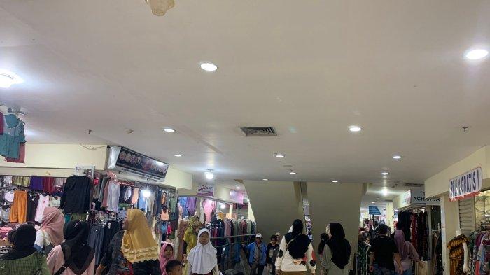 Mal Segiri Grosir Samarinda Mulai Diserbu Warga Jelang Lebaran Idul Fitri - Tribunkaltim.co