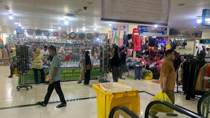 Mal Segiri Grosir Samarinda Dulu Sepi, Kini Usai Lebaran Idul Fitri ...