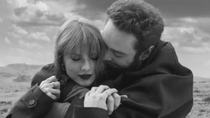 Makna MV Taylor Swift 'Fortnight' Single Pada Album Barunya 'The ... Makna MV Taylor Swift 'Fortnight' Single Pada Album Barunya 'The ...