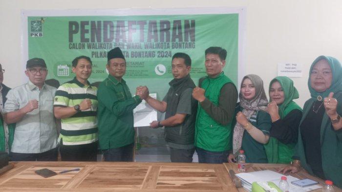 Basri Rase Tidak Hadir Kembalikan Formulir Penjaringan Bakal Calon Walikota di PKB Bontang ...
