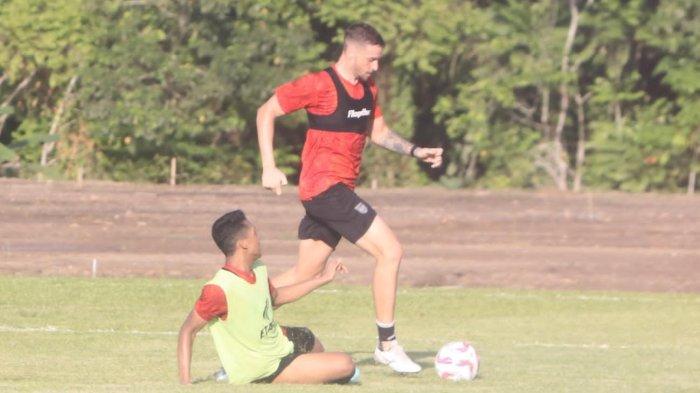 Felipe Cadenazzi Yakin Borneo FC Raih 3 Poin di Kandang Madura United ...