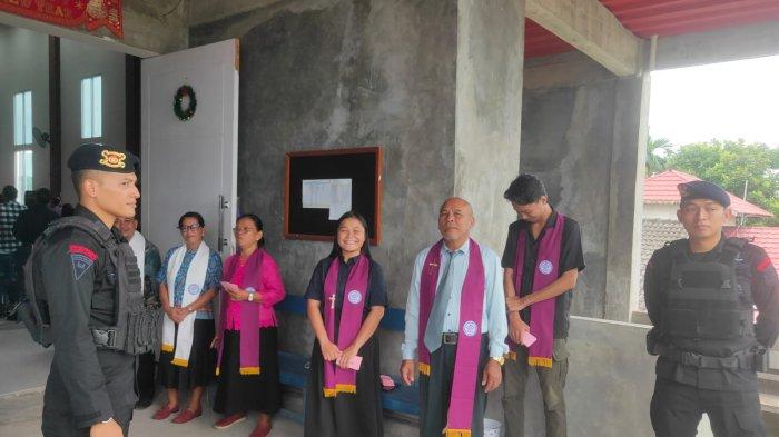 Brimob Polda Kaltim Kawal Ibadah Minggu, Fokus di Gereja-gereja Balikpapan - Tribunkaltim.co