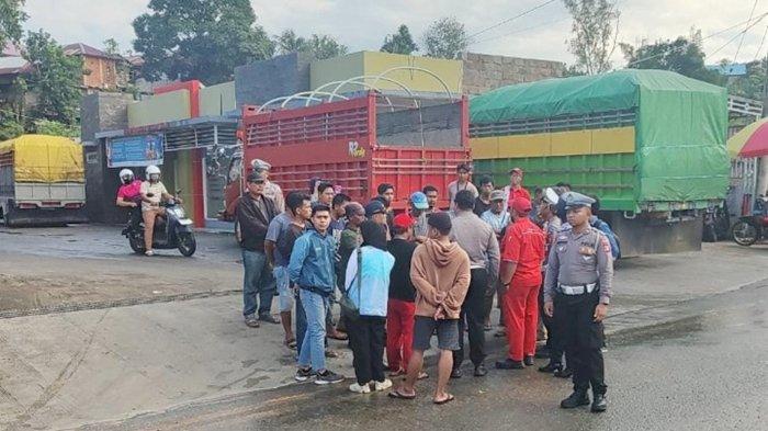 Polres Bontang Tilang & Penarikan Barcode BBM Sopir Truk Parkir di ...