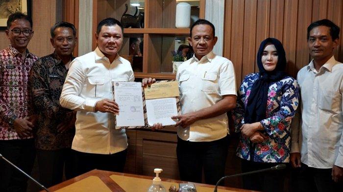 Bupati Paser Wujudkan Keinginan Masyarakat, Lepas HPL menjadi APL di ...
