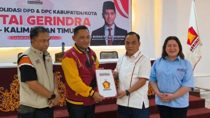 Bagus Susetyo Terima SK Gerindra untuk Daftar di Pilkada Balikpapan 2024 Dampingi Rahmad Mas'ud ...