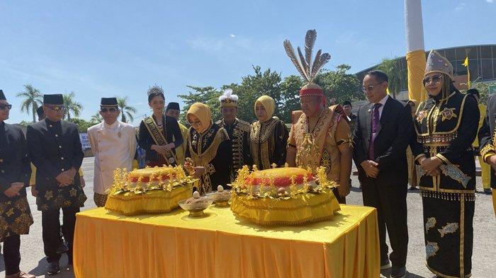HUT Berau ke-71 dan Tanjung Redeb Ke-214 Digelar di Lapangan GOR Pemuda ...