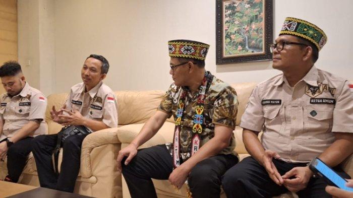 Makan Bergizi Gratis Sukses di Samarinda, Budiman Lapor ke Hashim dan Kepala Badan Gizi Nasional ...