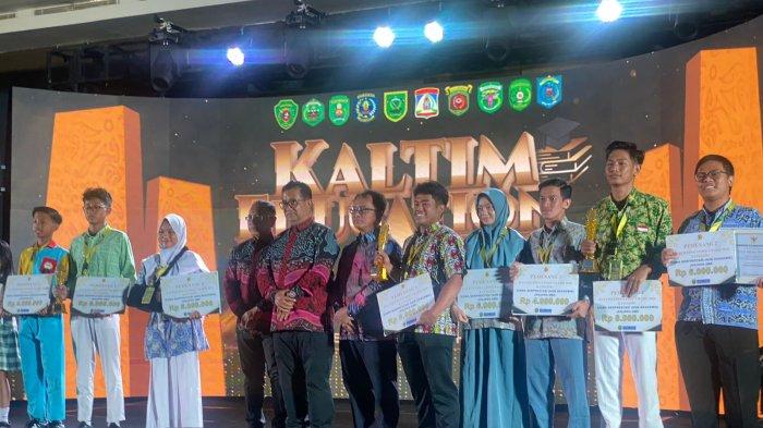 Pemprov Beri Penghargaan Penggiat Pendidikan Lewat Kaltim Education Award 2024 - Tribunkaltim.co