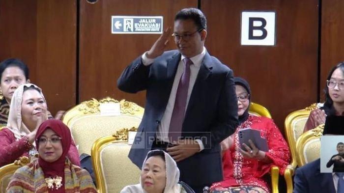 Arti di Balik Gestur Hormat Anies Baswedan di Pelantikan Prabowo-Gibran ...