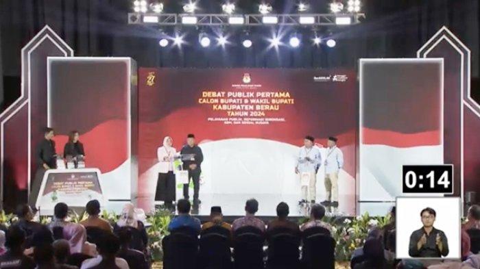 Debat Pilkada Berau 2024, Kedua Pasangan Saling Adu Strategi Tentang Transparansi dan ...