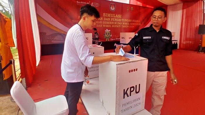 Jelang Pilkada 2024, KPU Kukar Gelar Simulasi Pemungutan dan Penghitungan Suara - Tribunkaltim.co