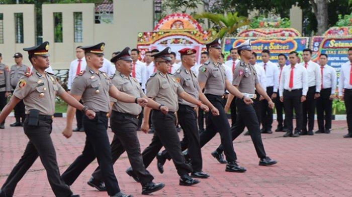 Polres Kutim Gelar Upacara Korp Raport Kenaikan Pangkat Bagi 46 Personel - Tribunkaltim.co