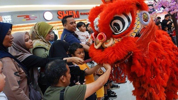 Sambut Hari Raya Imlek, Bigmall Samarinda Hadirkan Lion Dancing ...
