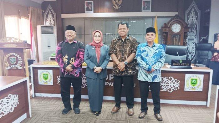 DPRD Gelar Rapat Paripurna Penetapan Pasangan Calon Bupati Wakil Bupati Berau Terpilih 2024 ...