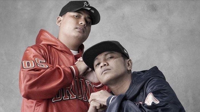 Lirik Lagu 'Opo Wae Tak Tabrak yang Menjadi Penghalang' Viral di TikTok ...