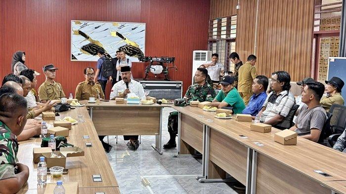 Bupati Edi Damansyah Beri Alat Pertanian, Dorong Pemuda di Kukar Kaltim ...