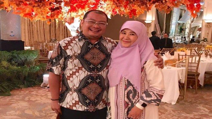 Sosok Isa Alamsyah, Suami Asma Nadia yang Juga Seorang Penulis ...