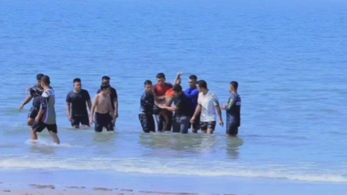 Viral, Aksi Mayor TNI Selamatkan Bocah Tenggelam di Pantai Monpera ...