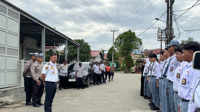 Dishub Razia di SMAN 8 Samarinda, 64 Motor Pelajar Terjaring dan Ban Digembosi - Tribunkaltim.co