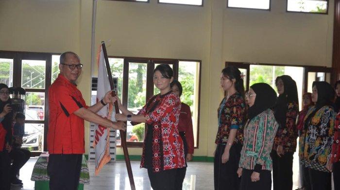 Maria Christina Moses Resmi Pimpinan Persani Kutai Barat 2025-2029, Ini ...