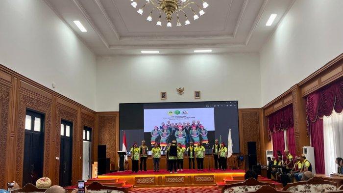 Kabupaten Mahakam Ulu Pamerkan Inovasi Pakan Ternak dan Plastik Biodegradable di PEDA KTNA di ...