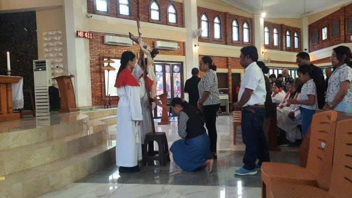 Makna dan Prosesi Ibadah Jumat Agung di St. Eugenius de Mazenod ...