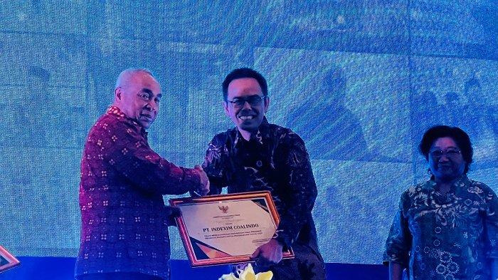 PT Indexim Coalindo Raih Penghargaan dari Gubernur Kaltim Isran Noor ...