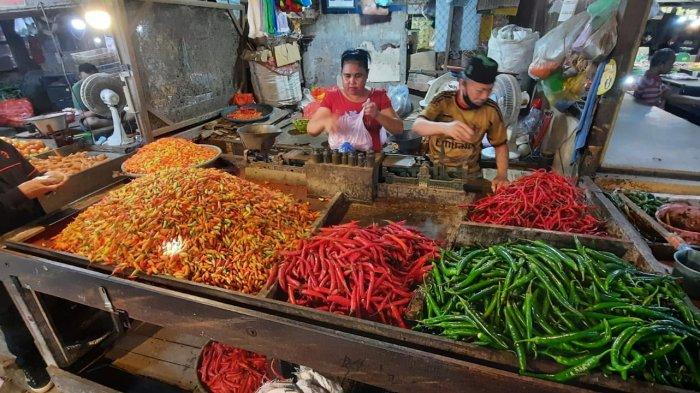FOTO-FOTO: Dagangan di Pasar Segiri Samarinda Usai Tahun Baru 2024 ...