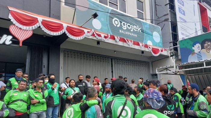 Tuntut Penutupan Pendaftaran dan Perubahan Sistem, Ratusan Driver di Balikpapan Demo Kantor ...