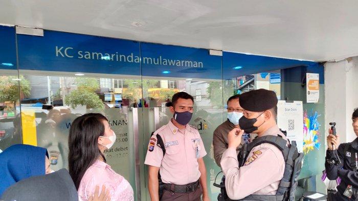 Seorang Perempuan Mengamuk di KC Bank Mandiri Samarinda, Ini Penjelasan ...