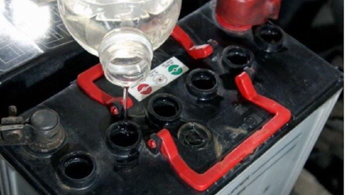 Hati-hati saat Menuang Air Aki Zuur ke Tipe Basah, Ini Efeknya jika ...