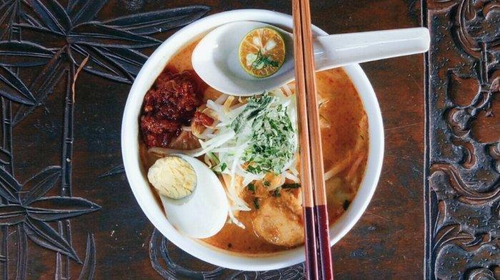 6 Kuliner Khas Riau yang Wajib Traveler Coba, Ada Lakse Kuah yang ...